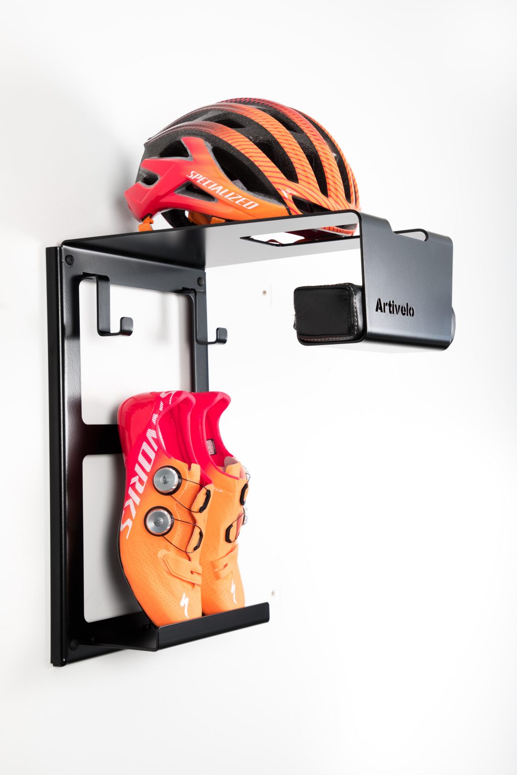 Road Bike hang system - BikeDock Urban Black - Stylish and very practical